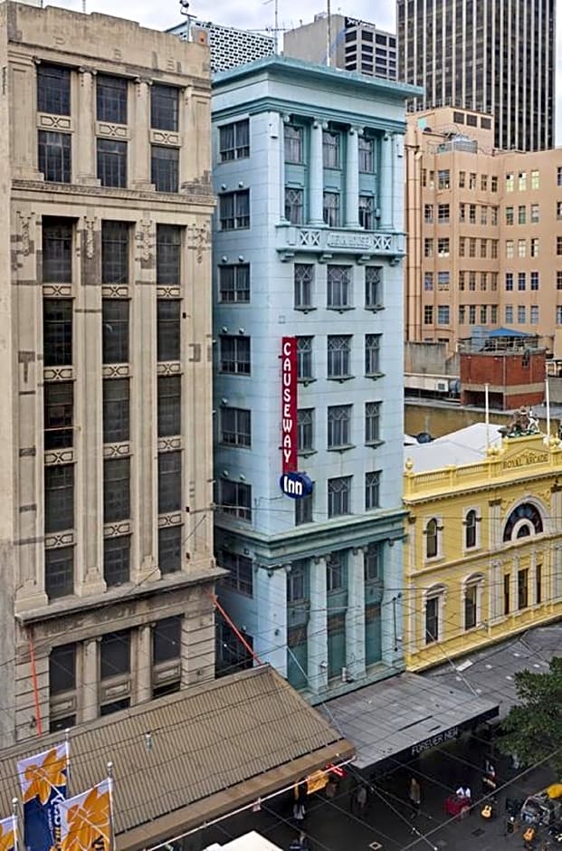 Causeway Inn On The Mall, Melbourne, Australia. Area information