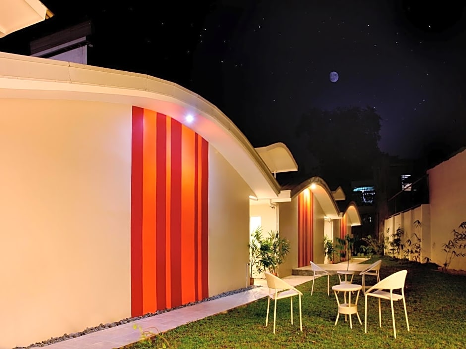 Escario Central Hotel, Cebu, Philippines. Rates from PHP1,299