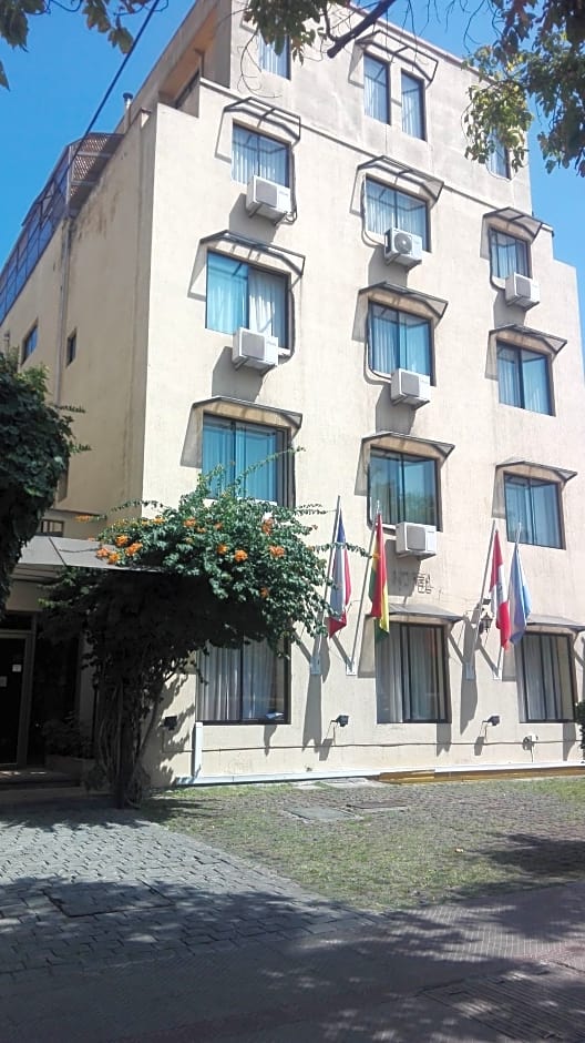 Hotel María Angola, Santiago, Chile. Placering